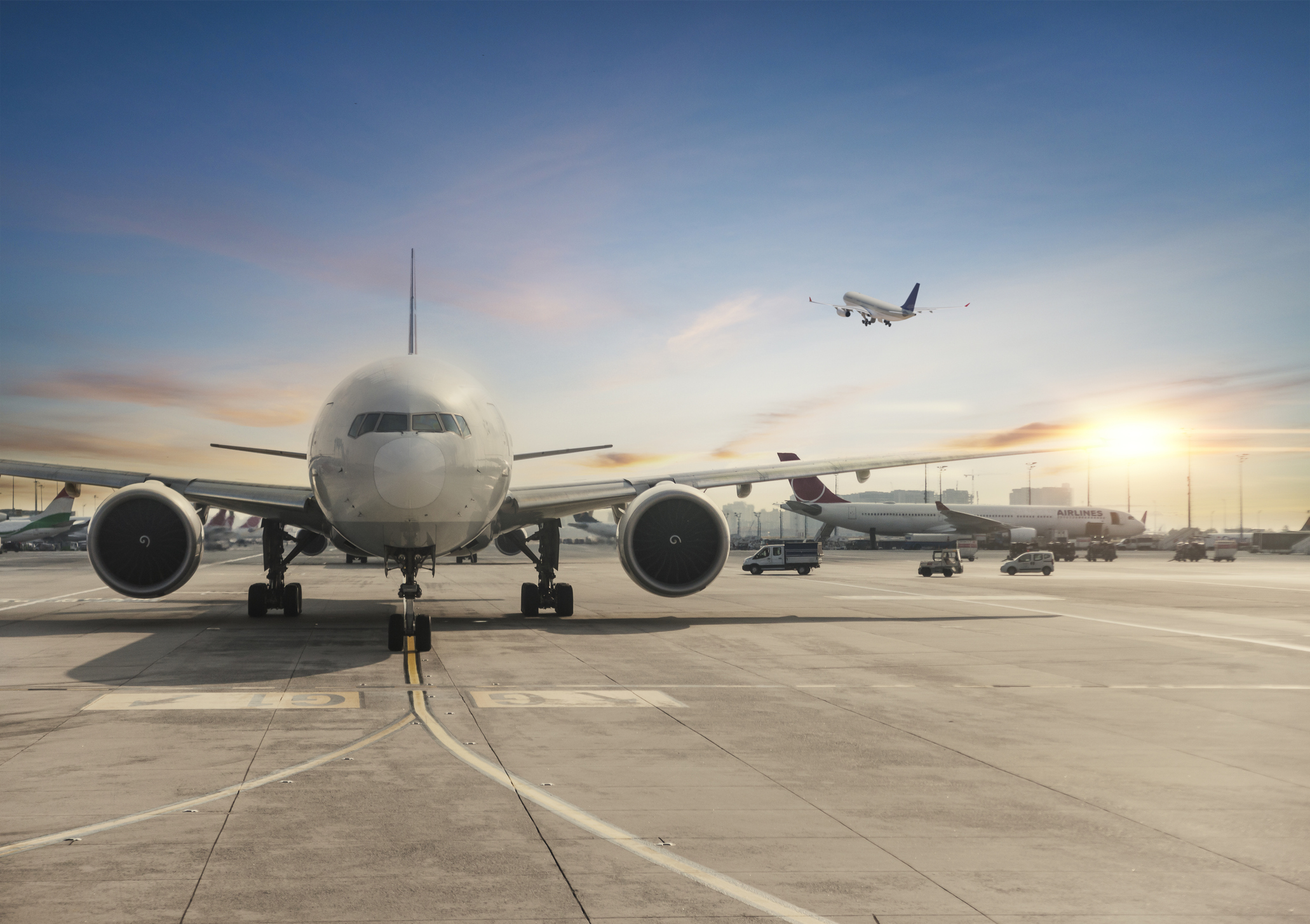 Combining big data and advanced processing to optimise landing approach ...